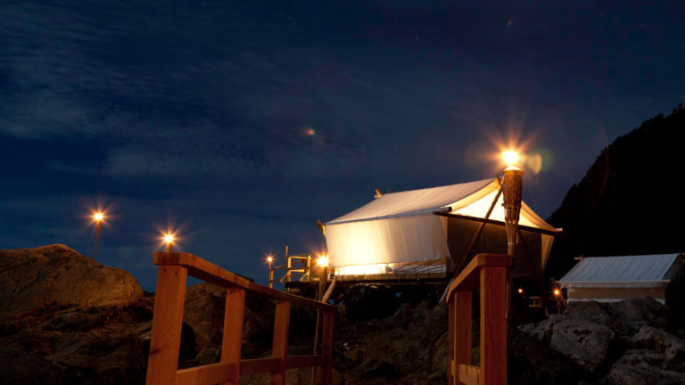 Glamping Tents - Tenting in Luxury